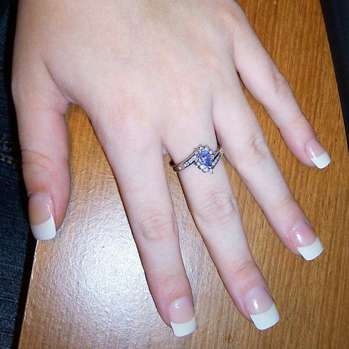 What is MMA Acrylic for Nails? | Beauty Launchpad