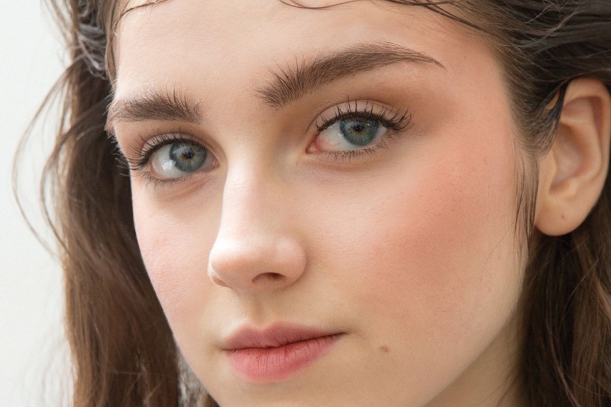 5 Tips for Achieving Healthy Beautiful Eyebrows | Beauty Launchpad